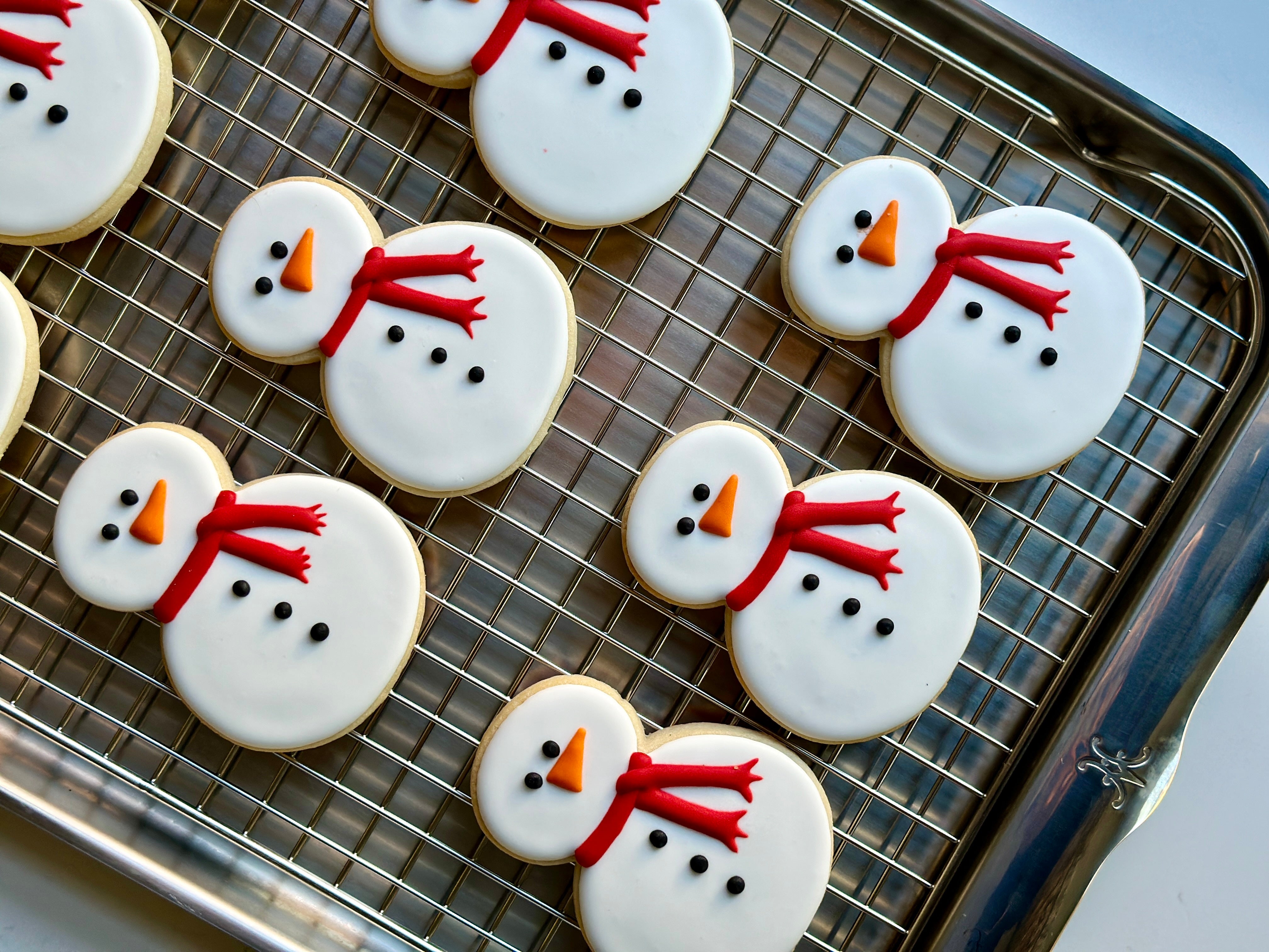 Snowman Sugar Cookies Melting Snowman Sugar Cookies: Fun Winter