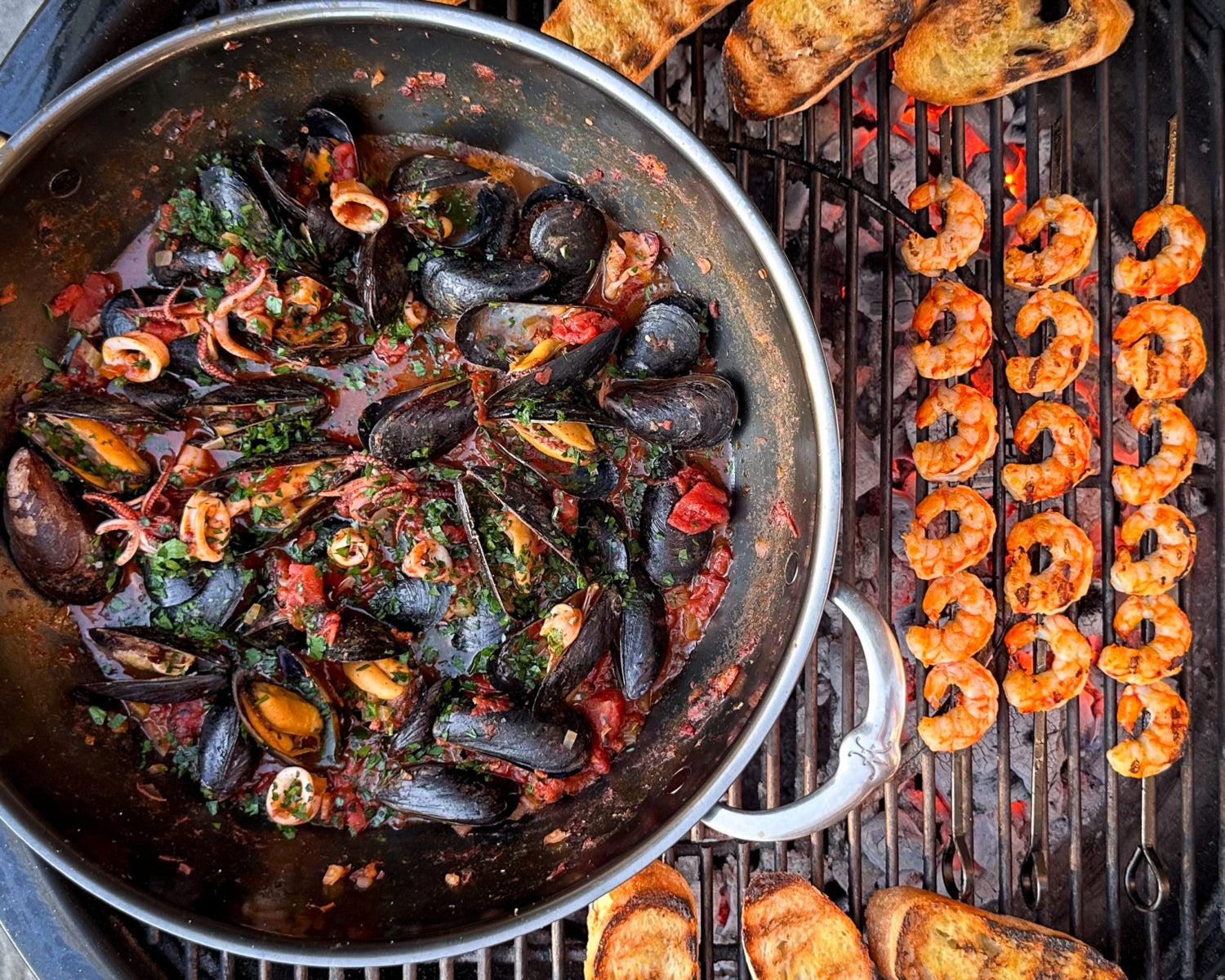 Spicy 'Nduja Seafood in Tomato Broth – Hestan Culinary